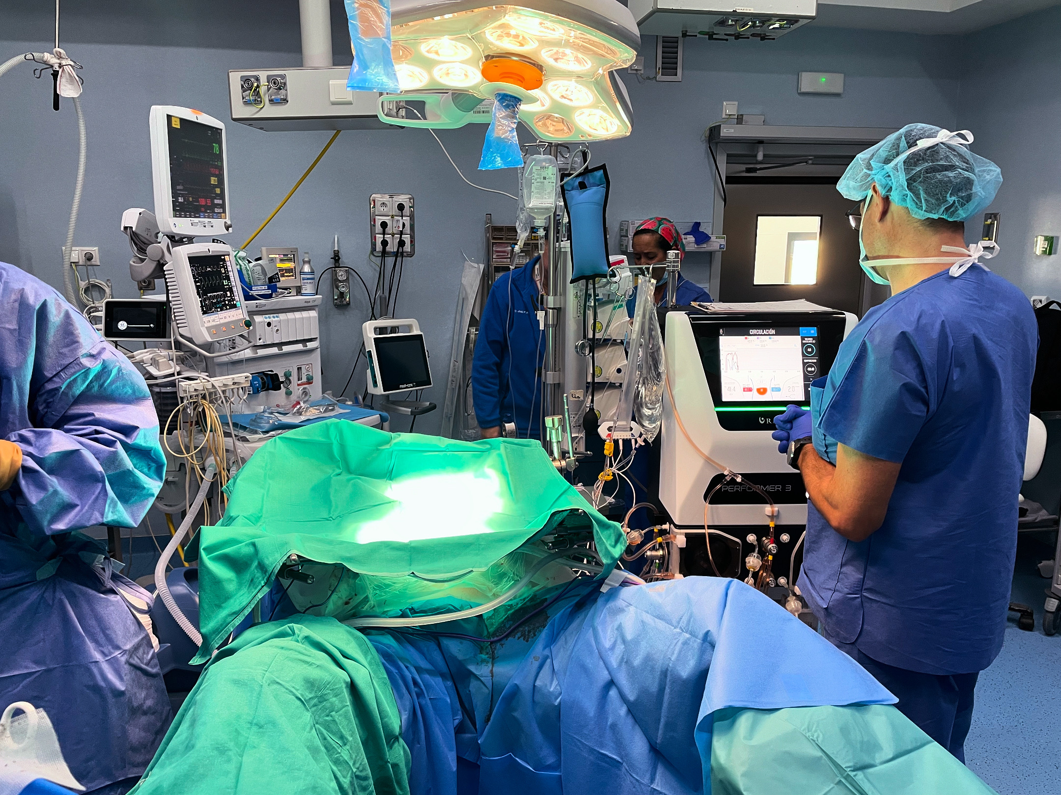 Laparoscopia en cáncer avanzado: una técnica menos invasiva que mejora ...